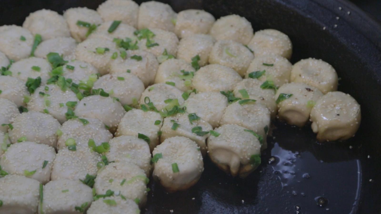 Yang's Fried Dumplings | Black Buddha